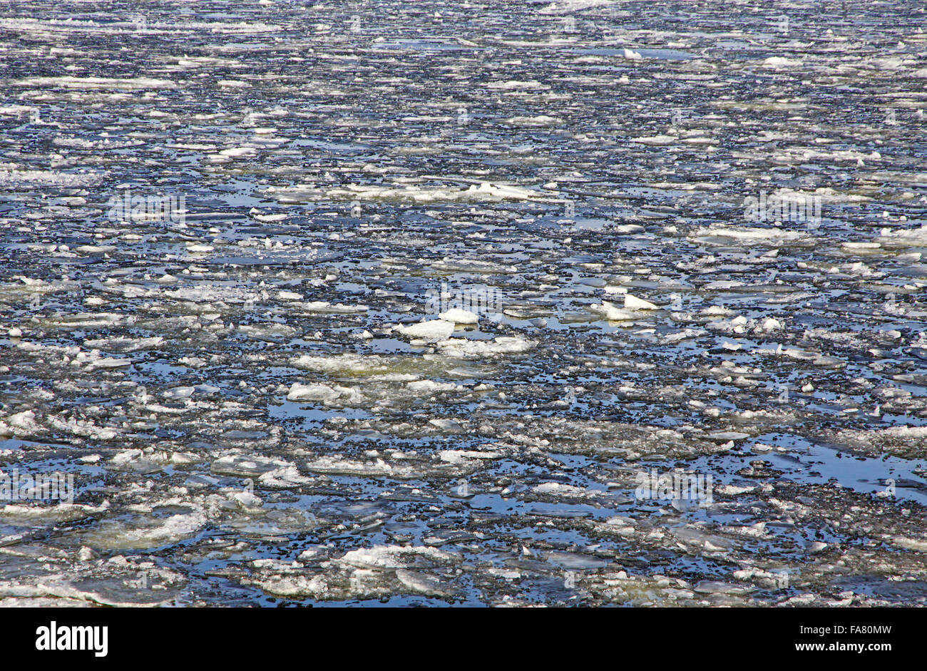 Broken ice texture hi-res stock photography and images - Alamy