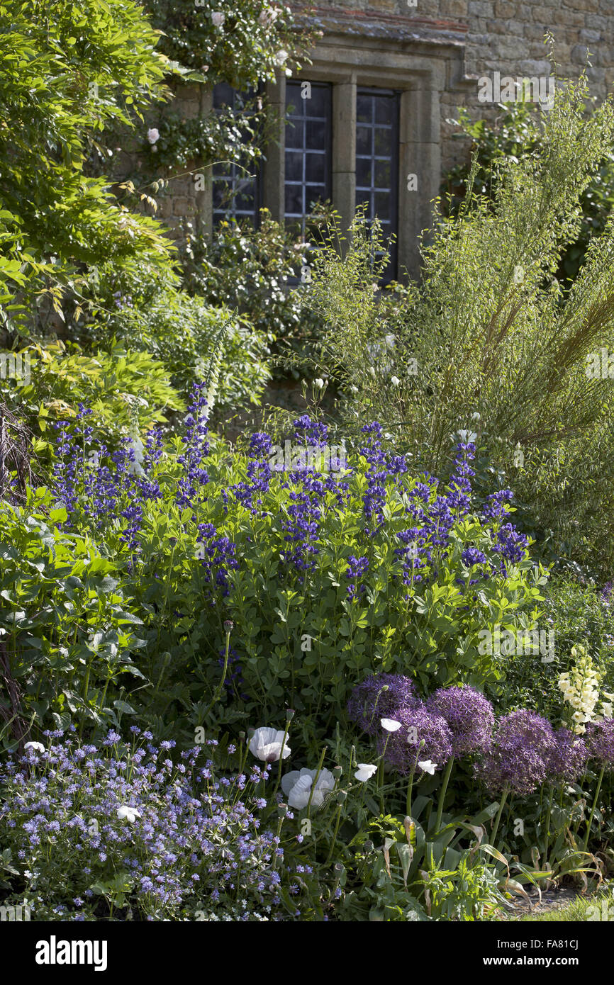 Woolbeding Gardens, West Sussex. Woolbeding is a modern masterpiece ...