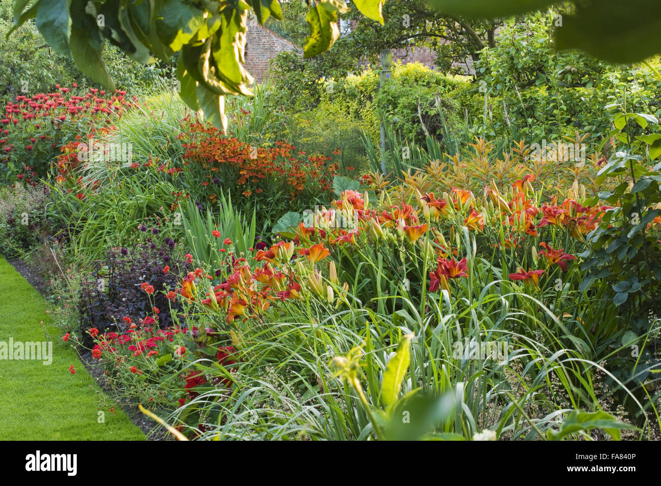 The Red Border at Peckover House and Garden, Wisbech, Cambridgeshire ...