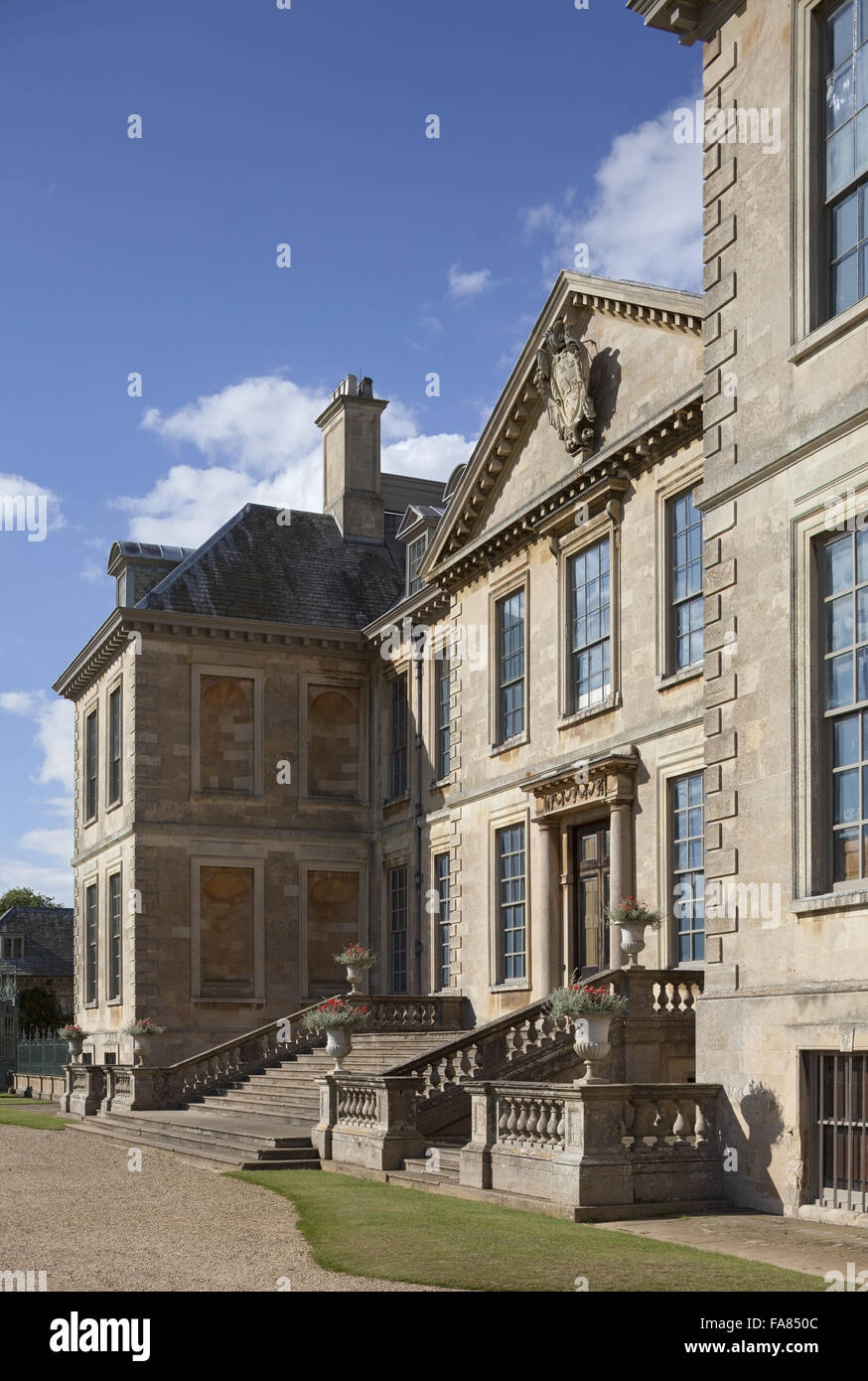 Oblique front view hi-res stock photography and images - Alamy