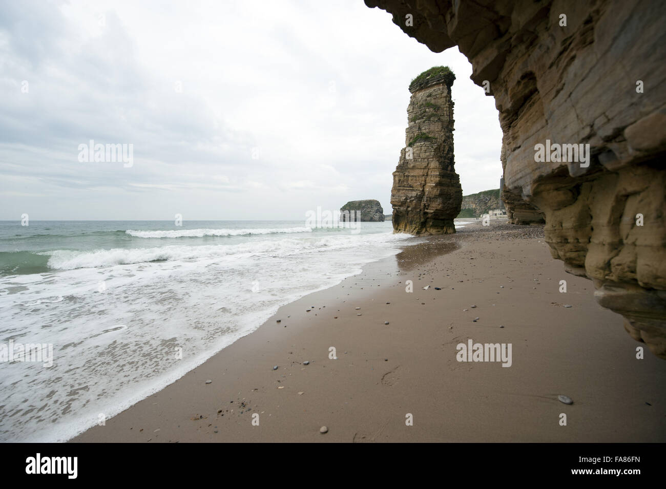 The beach at Marsden Bay, Tyne & Wear Stock Photo - Alamy