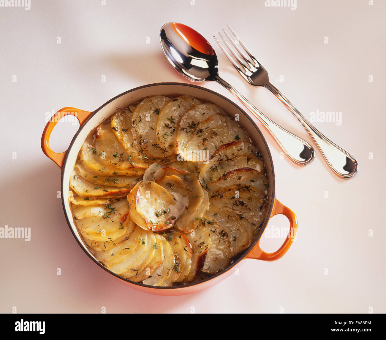 White irish potatoes hi-res stock photography and images - Alamy