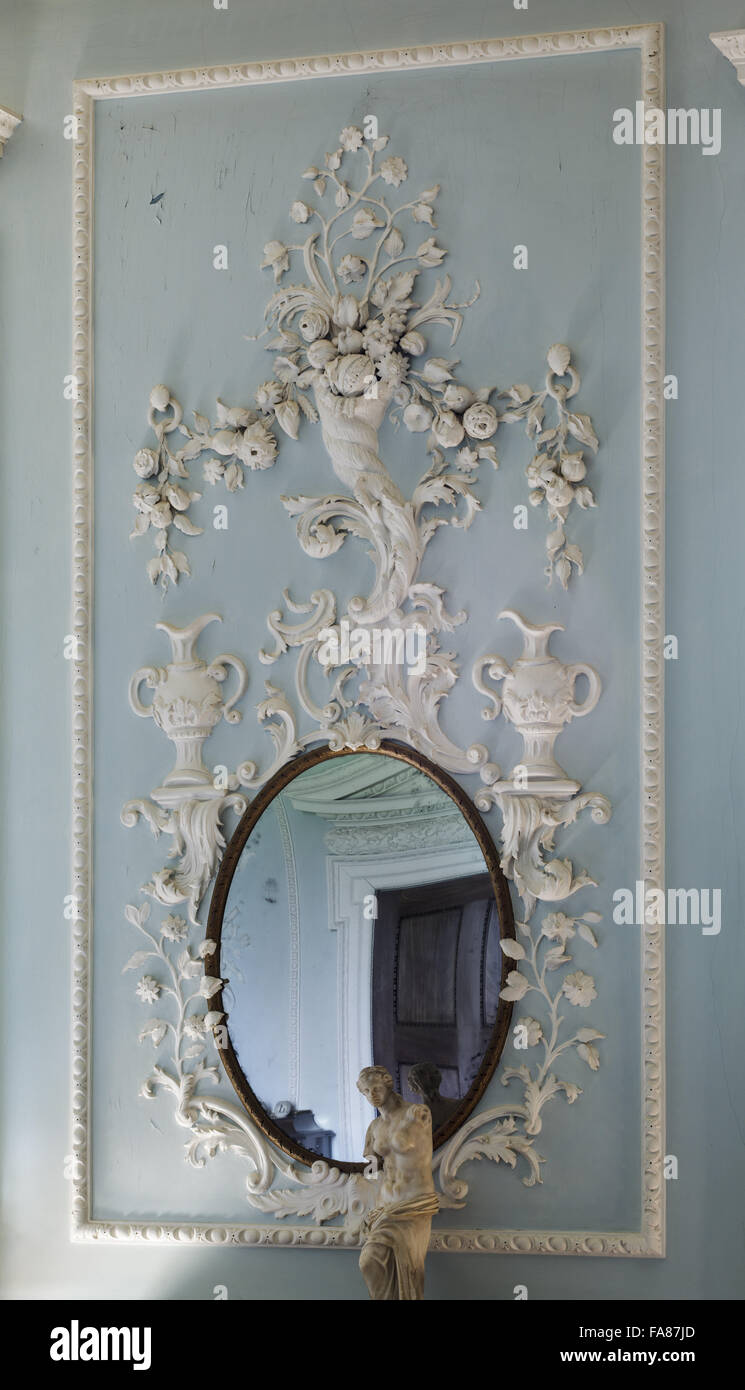 Farnborough hall interior hi-res stock photography and images - Alamy