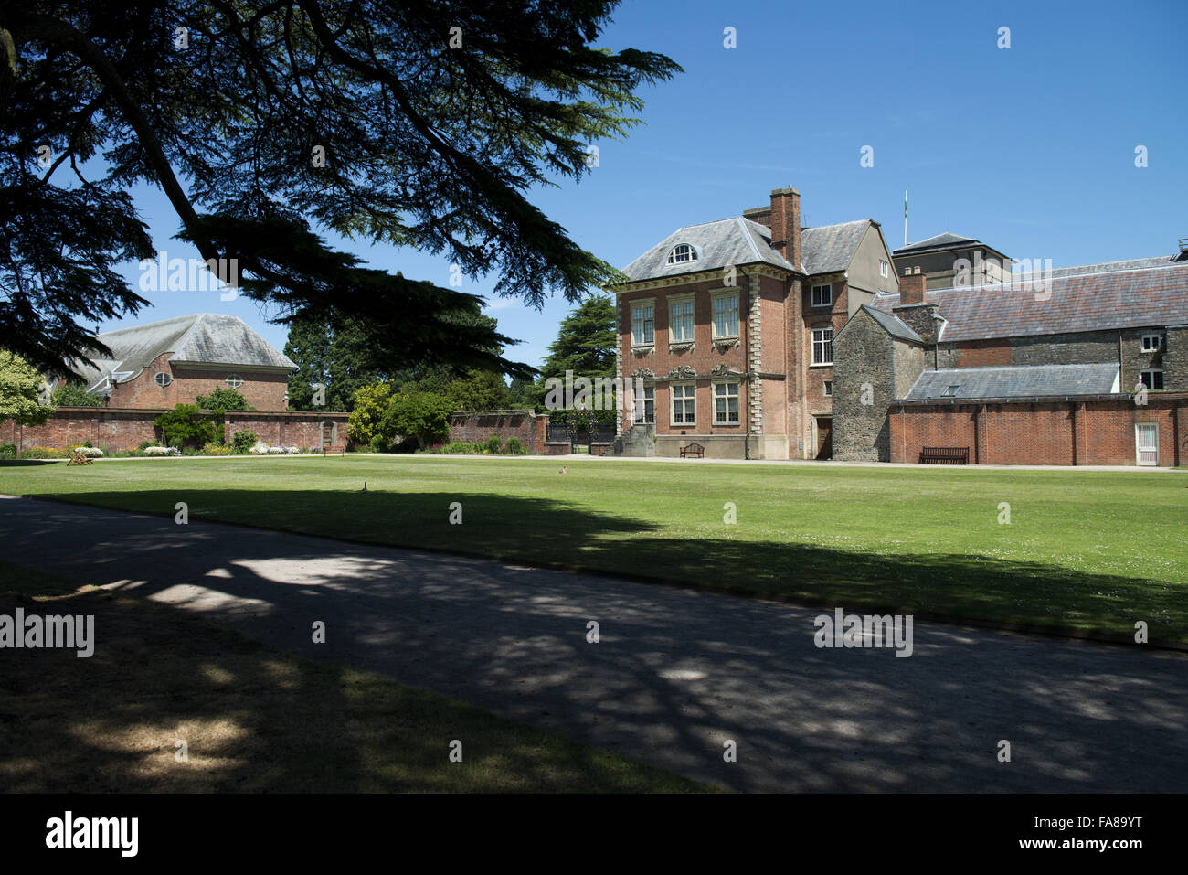 Stately home welsh architecture hi-res stock photography and images - Alamy