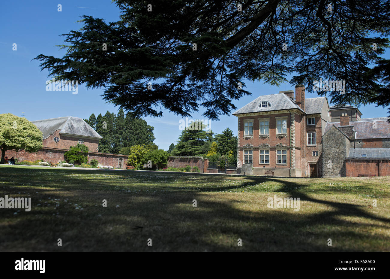 Stately home welsh architecture hi-res stock photography and images - Alamy