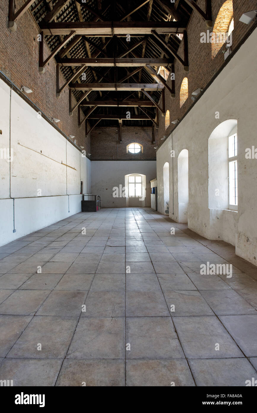 Inside stable hi-res stock photography and images - Alamy