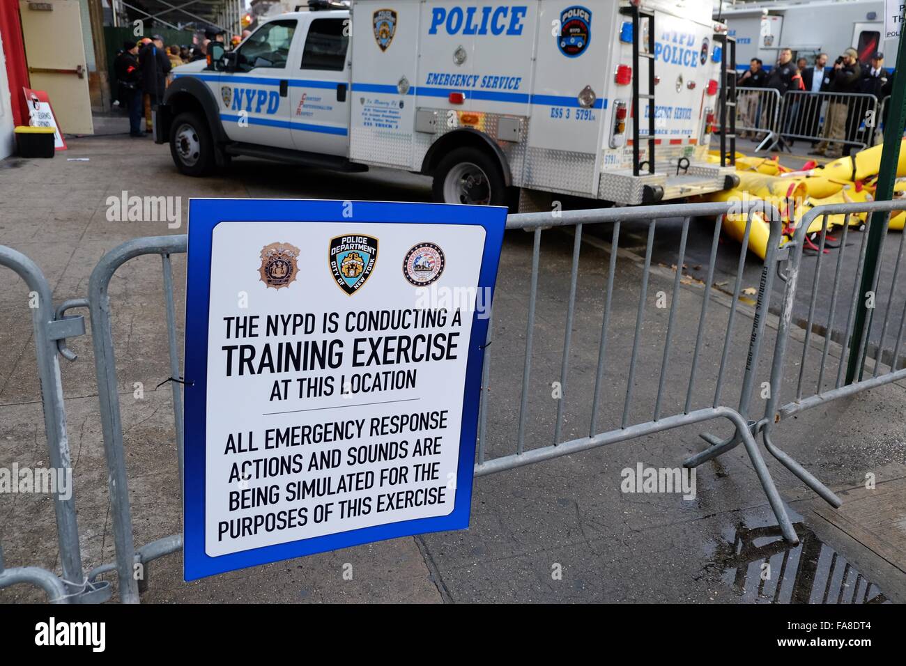 Nypd exercise hi-res stock photography and images - Alamy