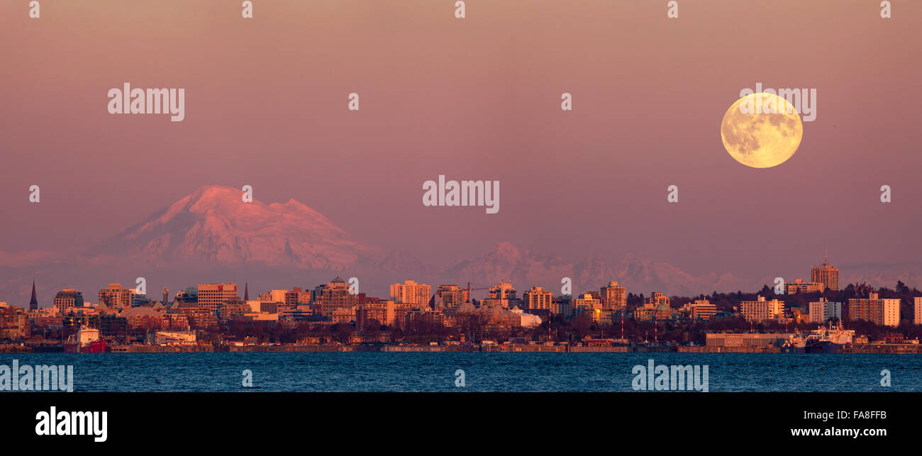 Mt. victoria canada hi-res stock photography and images - Alamy