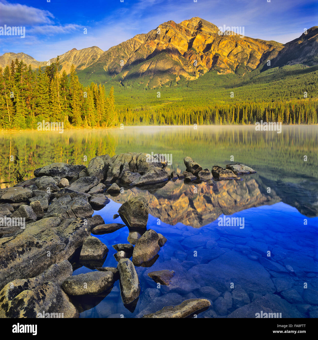 Pyramid mountain at sunrise in Jasper National Park Stock Photo - Alamy