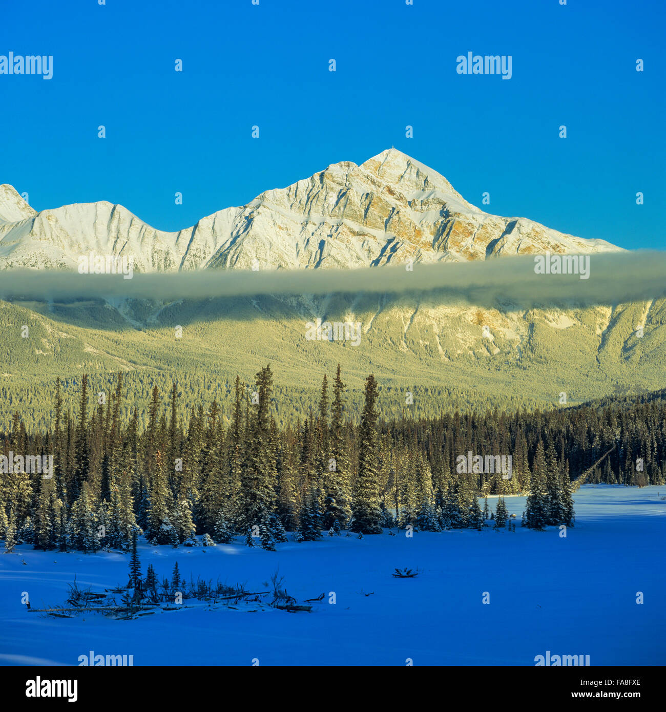 Pyramid mountain at sunrise in Jasper National Park Stock Photo - Alamy