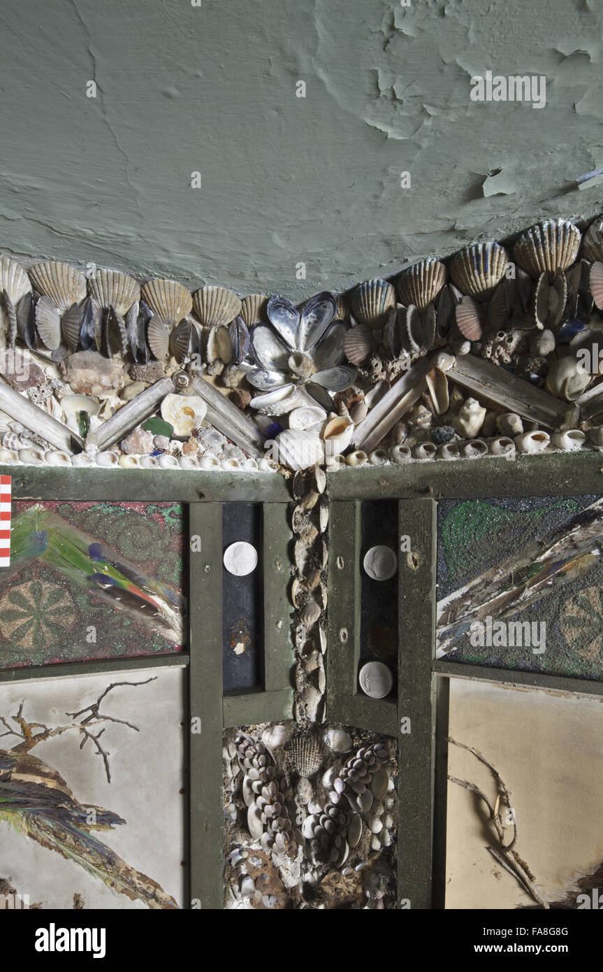 Detail of part of the decoration in bay one two of the Shell Gallery at ...