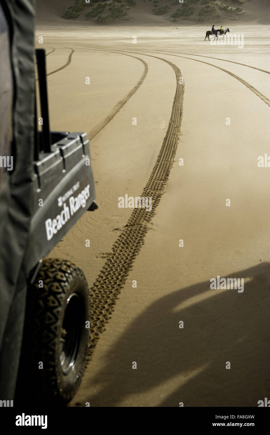 Beach Ranger's vehicle at Woolacombe, North Devon Stock Photo - Alamy