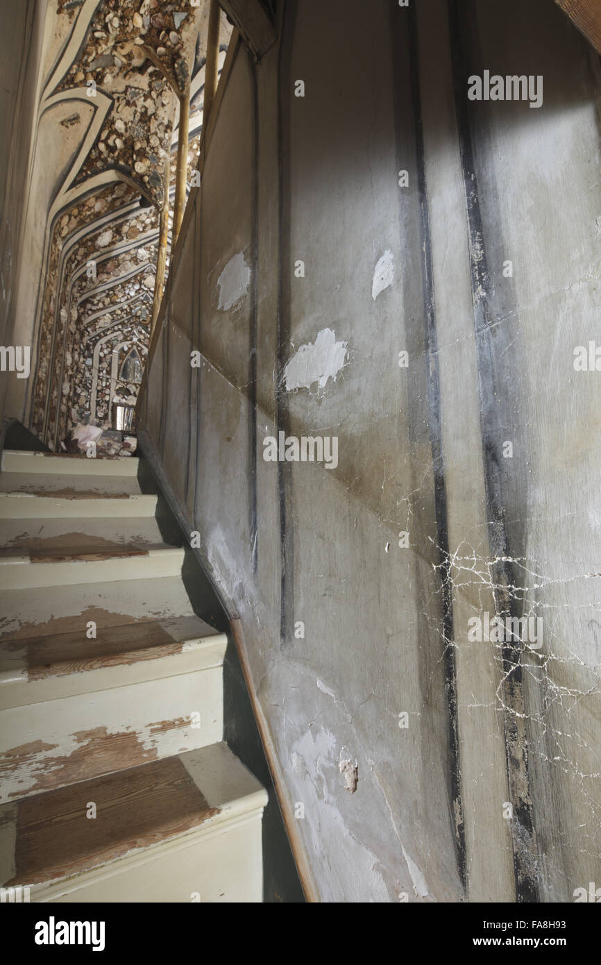 Detail of part of the decoration on the lower stairs of the Shell ...