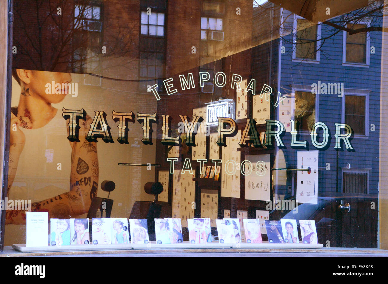 tattly fake tattoo parlor brooklyn Stock Photo - Alamy