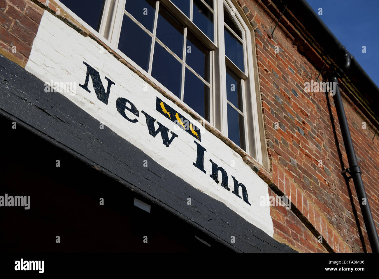 18th century coaching inn hi-res stock photography and images - Alamy