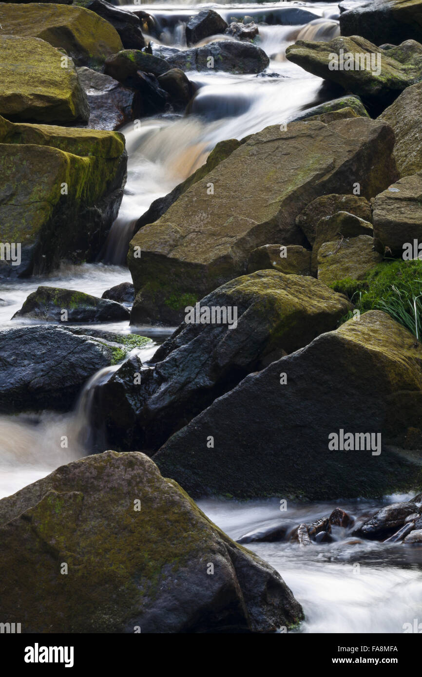 Water flowing through rocks in Shiny Brook Clough on Marsden Moor ...