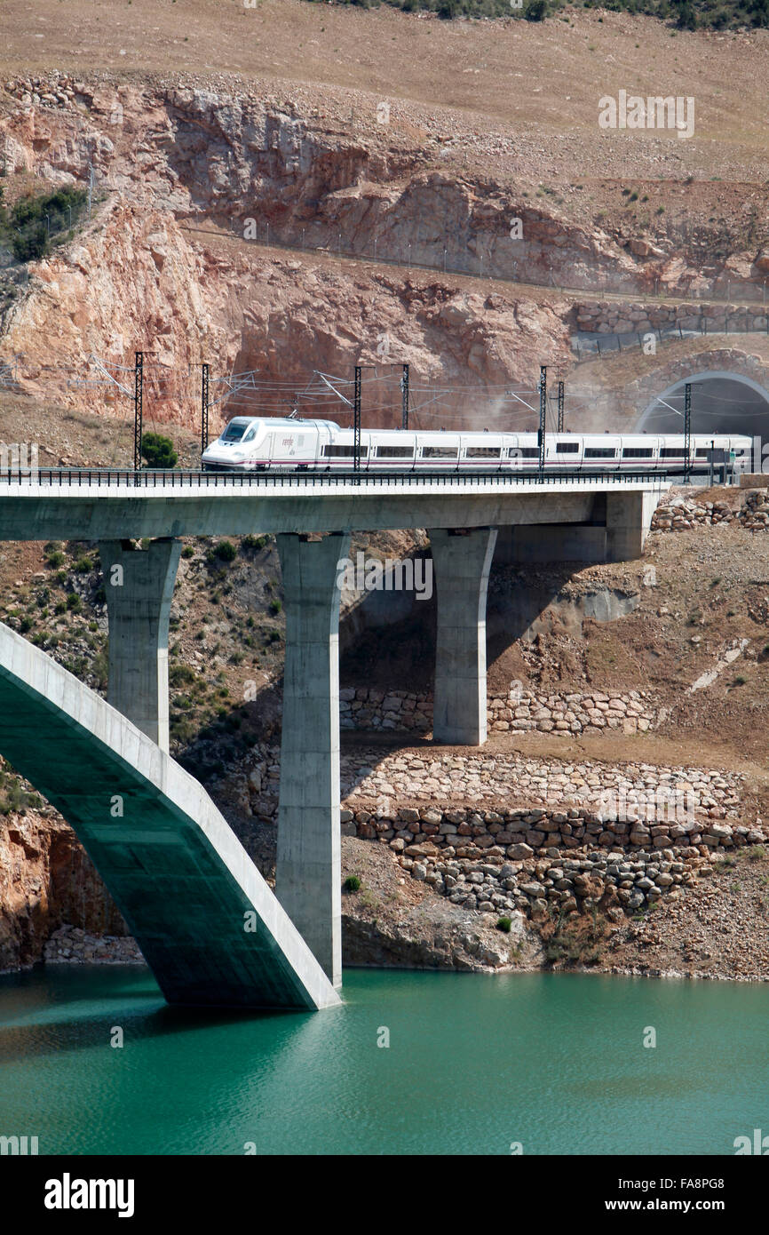 AVE, Spanish high speed train Stock Photo - Alamy