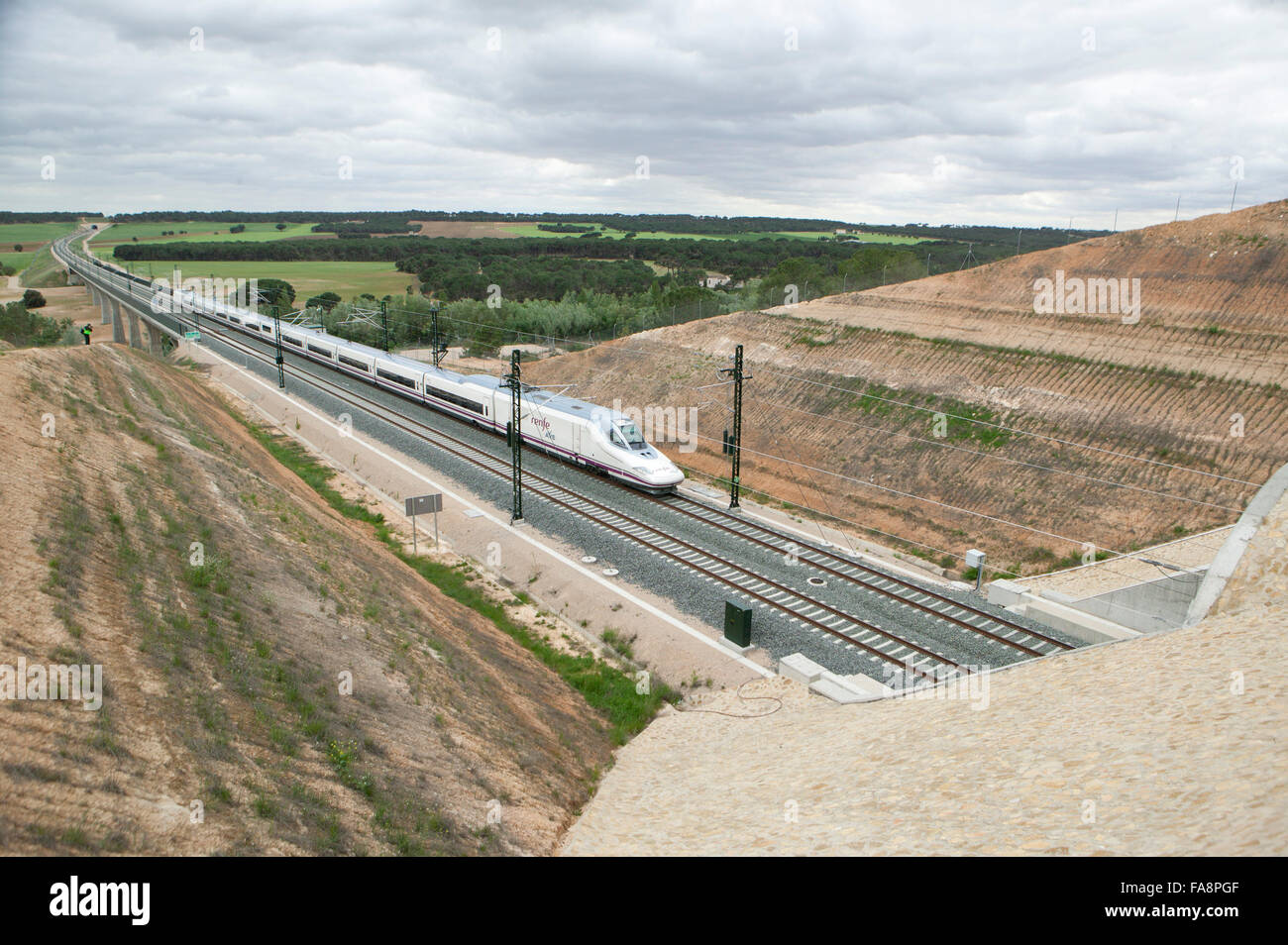 AVE, Spanish high speed train Stock Photo - Alamy