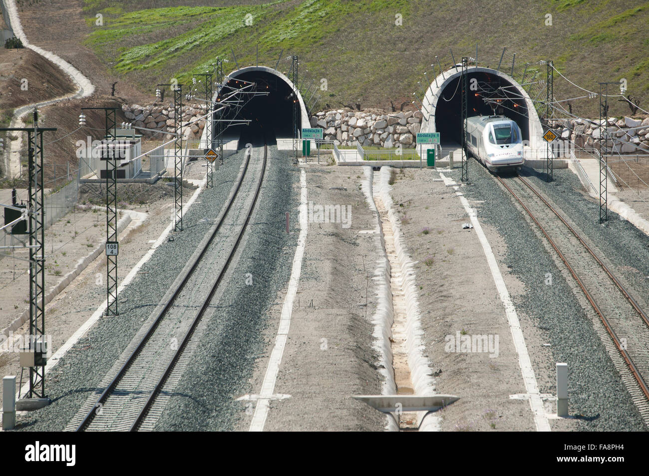 AVE, Spanish high speed train Stock Photo - Alamy