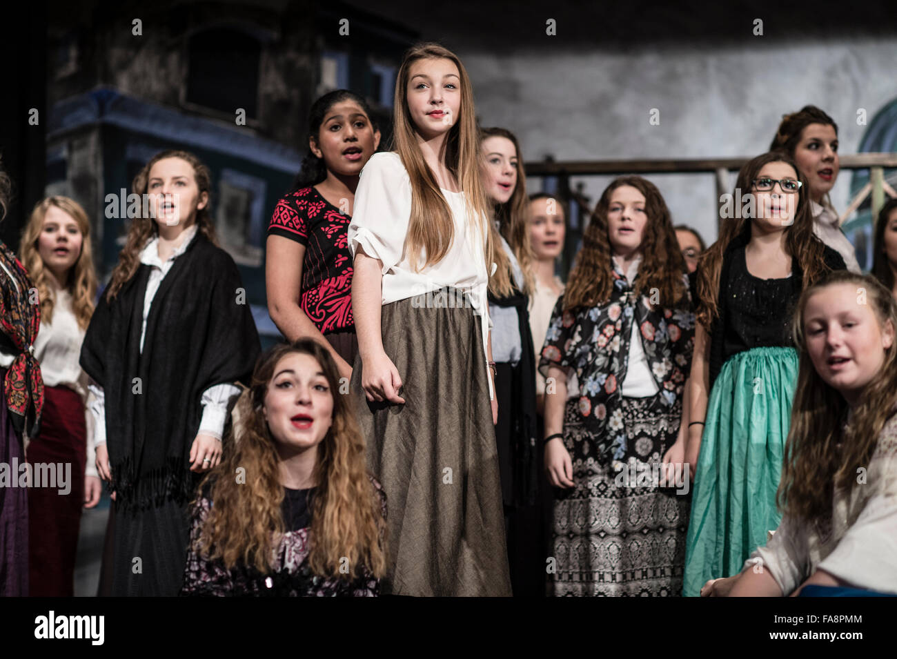 Oliver musical hi-res stock photography and images - Alamy