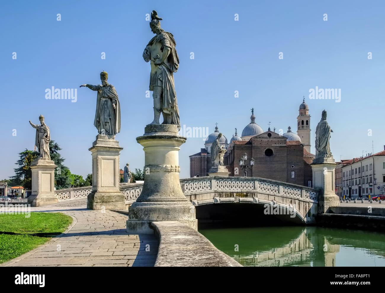 Padua cathedral hi-res stock photography and images - Alamy