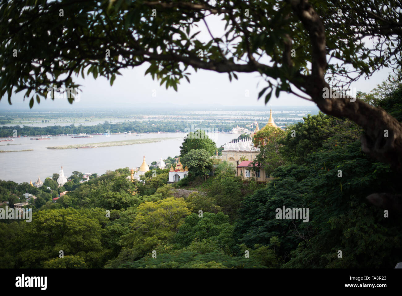 Swan Oo Ponnya Shin Pagoda Sagaing Myanmar // SAGAING, Myanmar — Swan ...