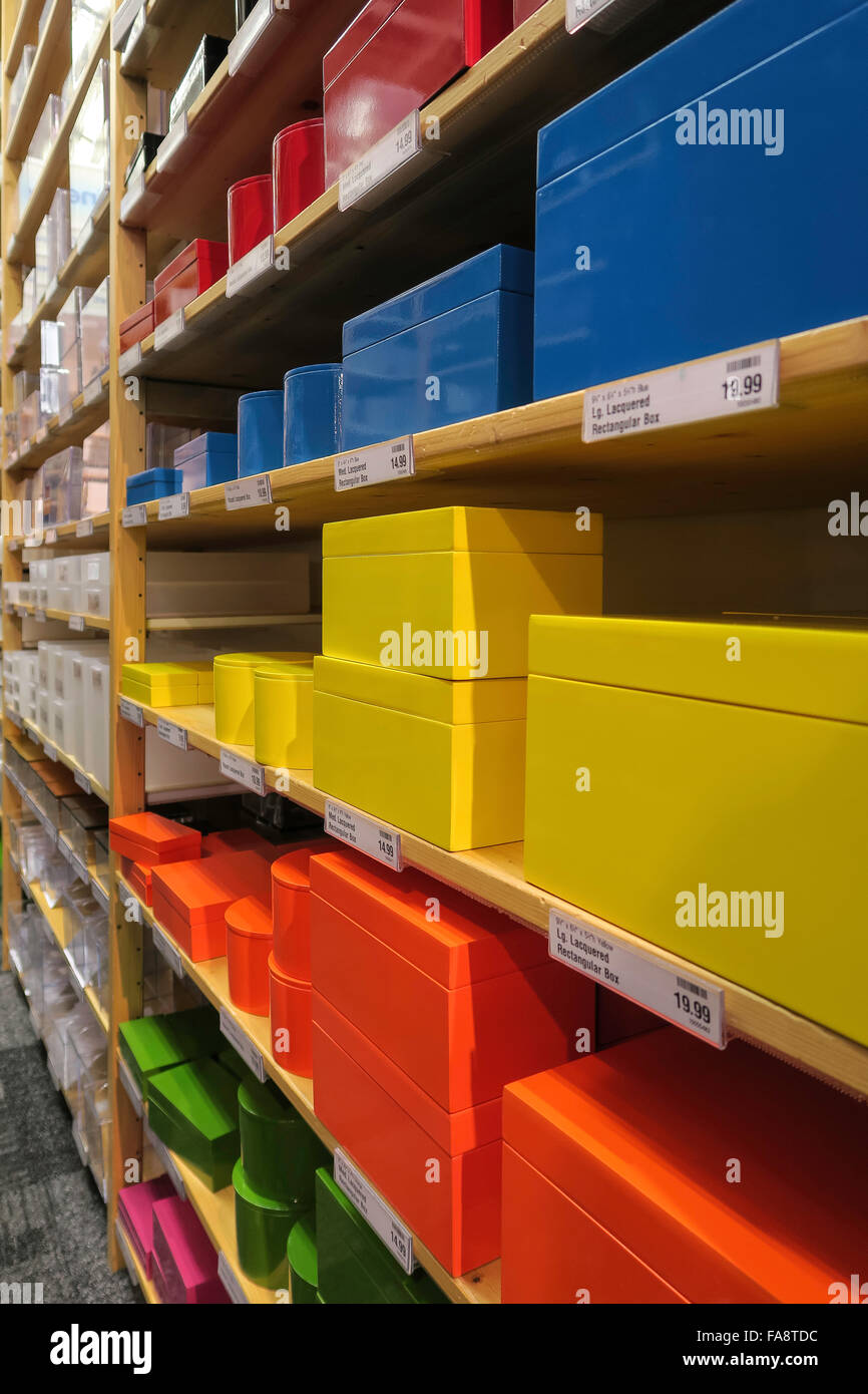 Consumerism container shelves hi-res stock photography and images - Alamy