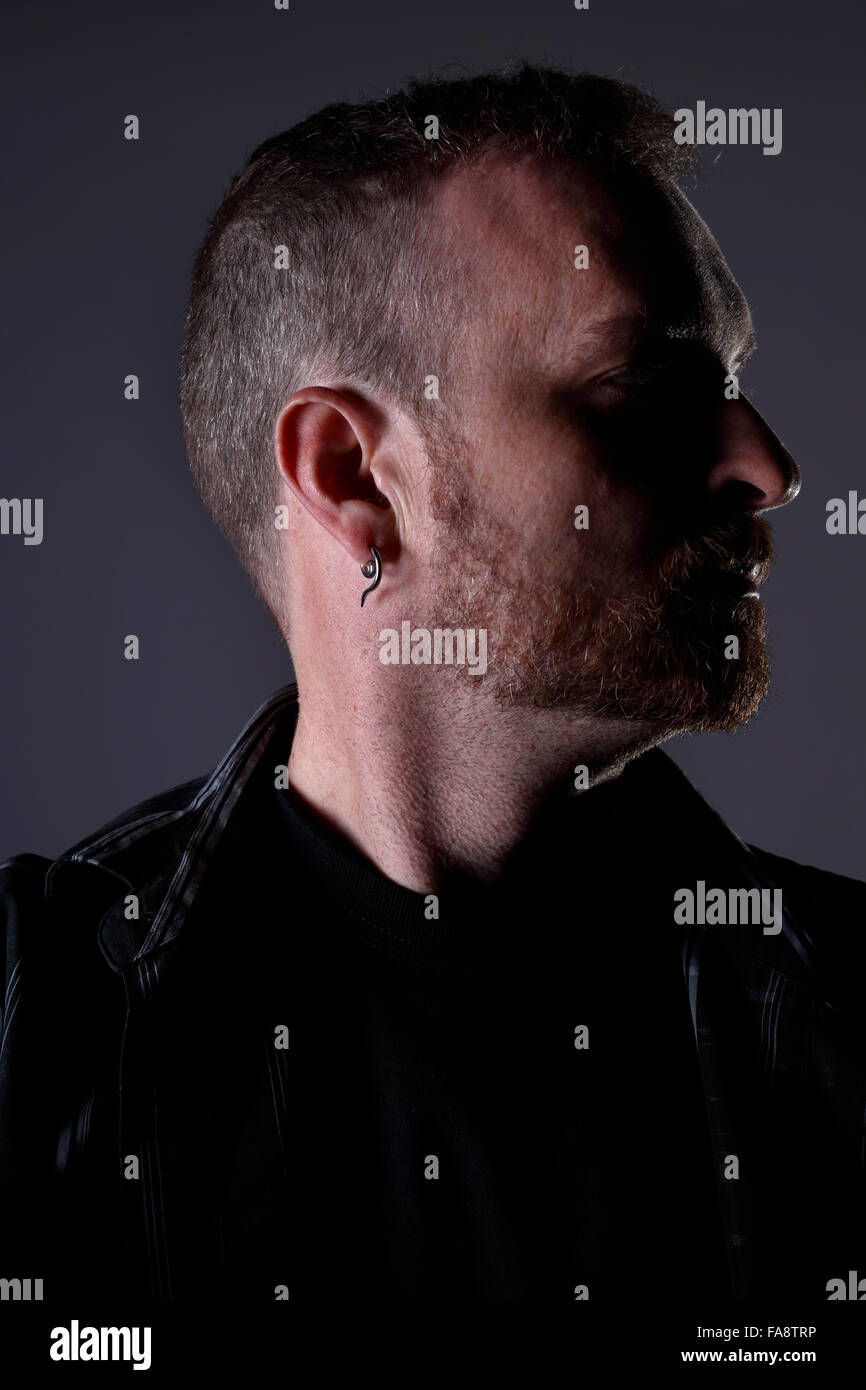 Side of man's head Stock Photo - Alamy