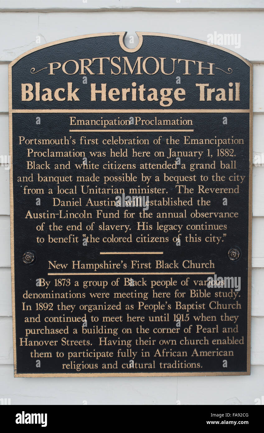 Portsmouth NH black heritage trail sign Stock Photo - Alamy