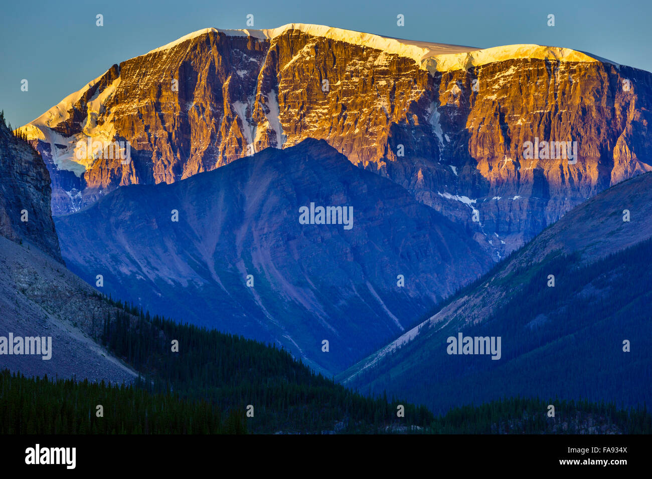 Mount mount kitchener hi-res stock photography and images - Alamy