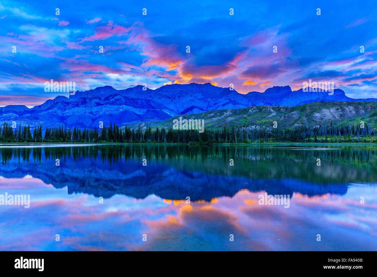 Talbot Lake at dawn in Jasper National Park, Canada Stock Photo - Alamy