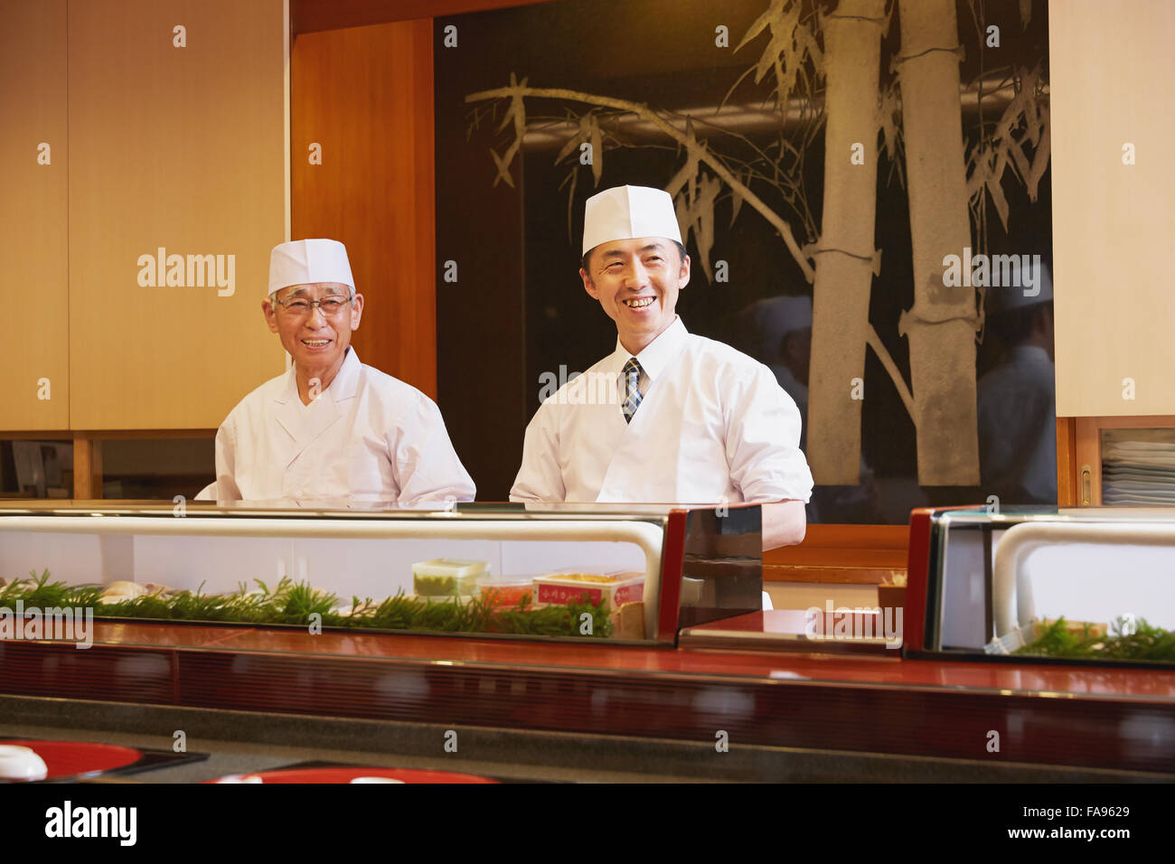 Japanese sushi chef Stock Photo - Alamy