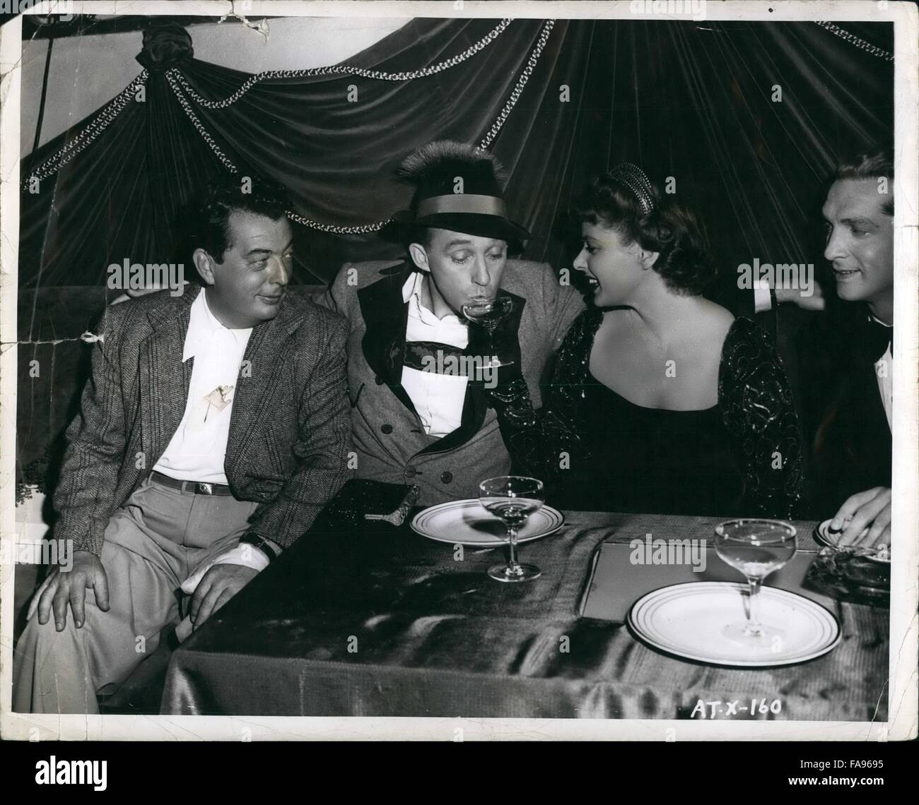 Yodeller hi-res stock photography and images - Alamy