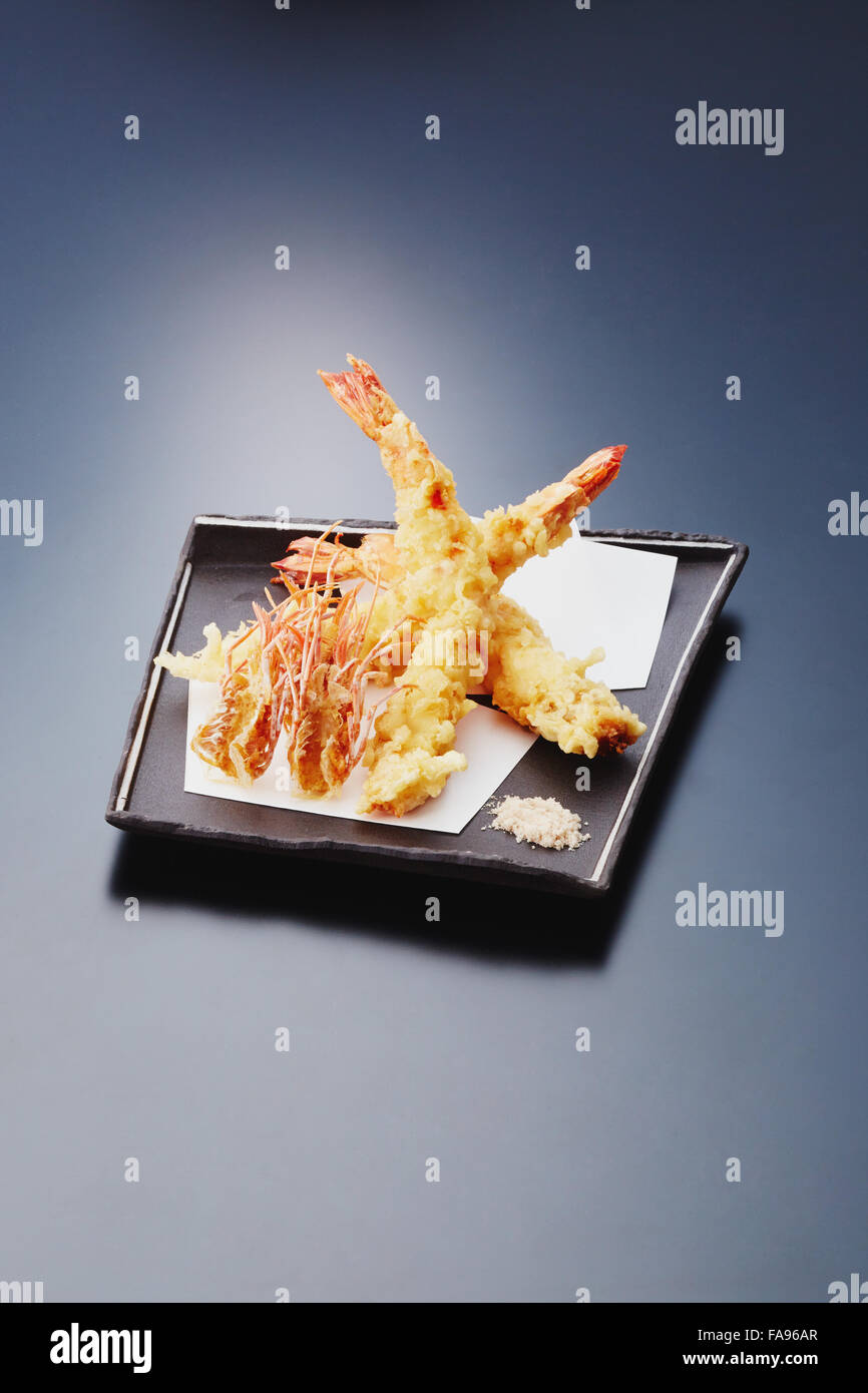 Shrimp tenpura hi-res stock photography and images - Alamy