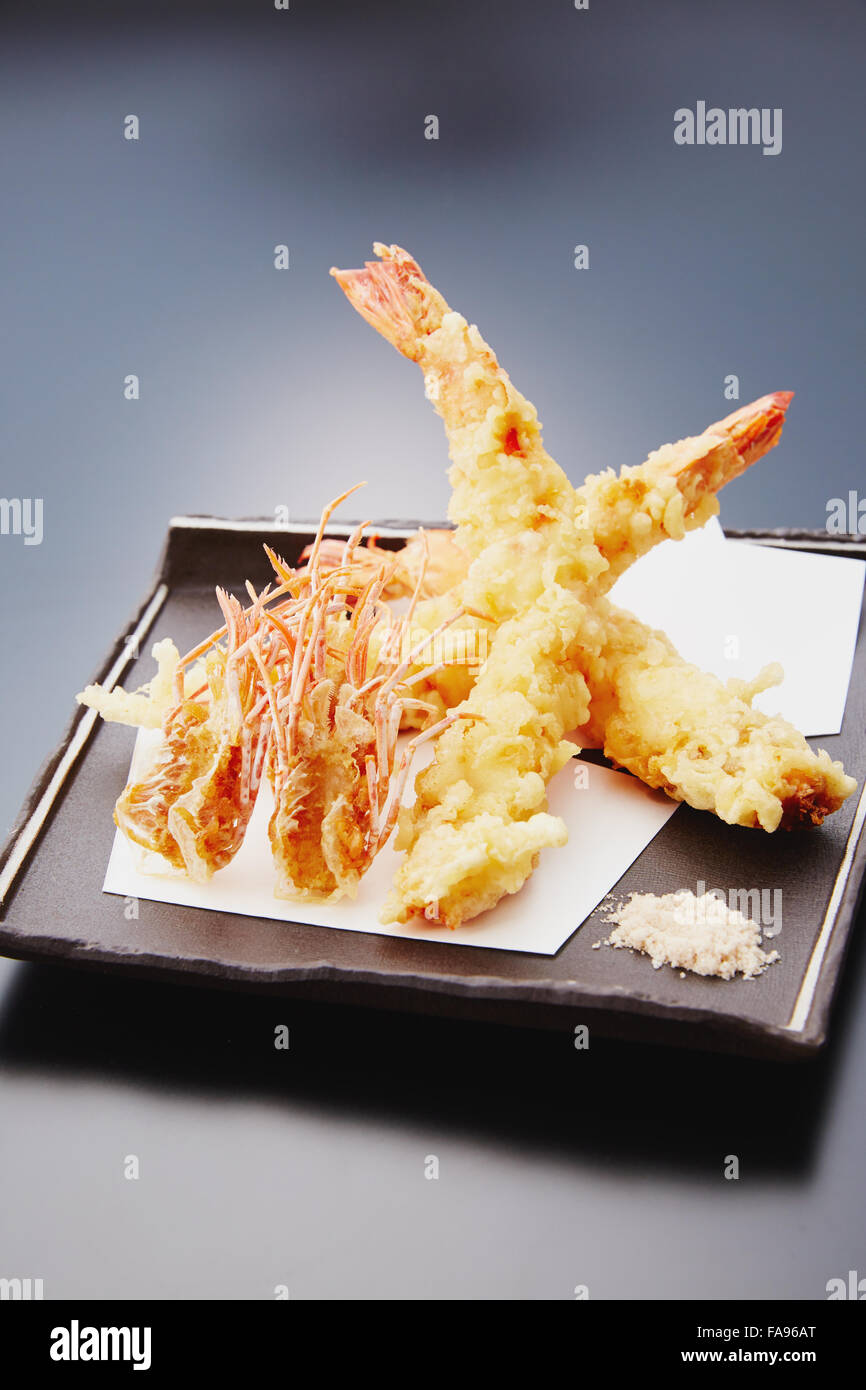 Shrimp tenpura hi-res stock photography and images - Alamy