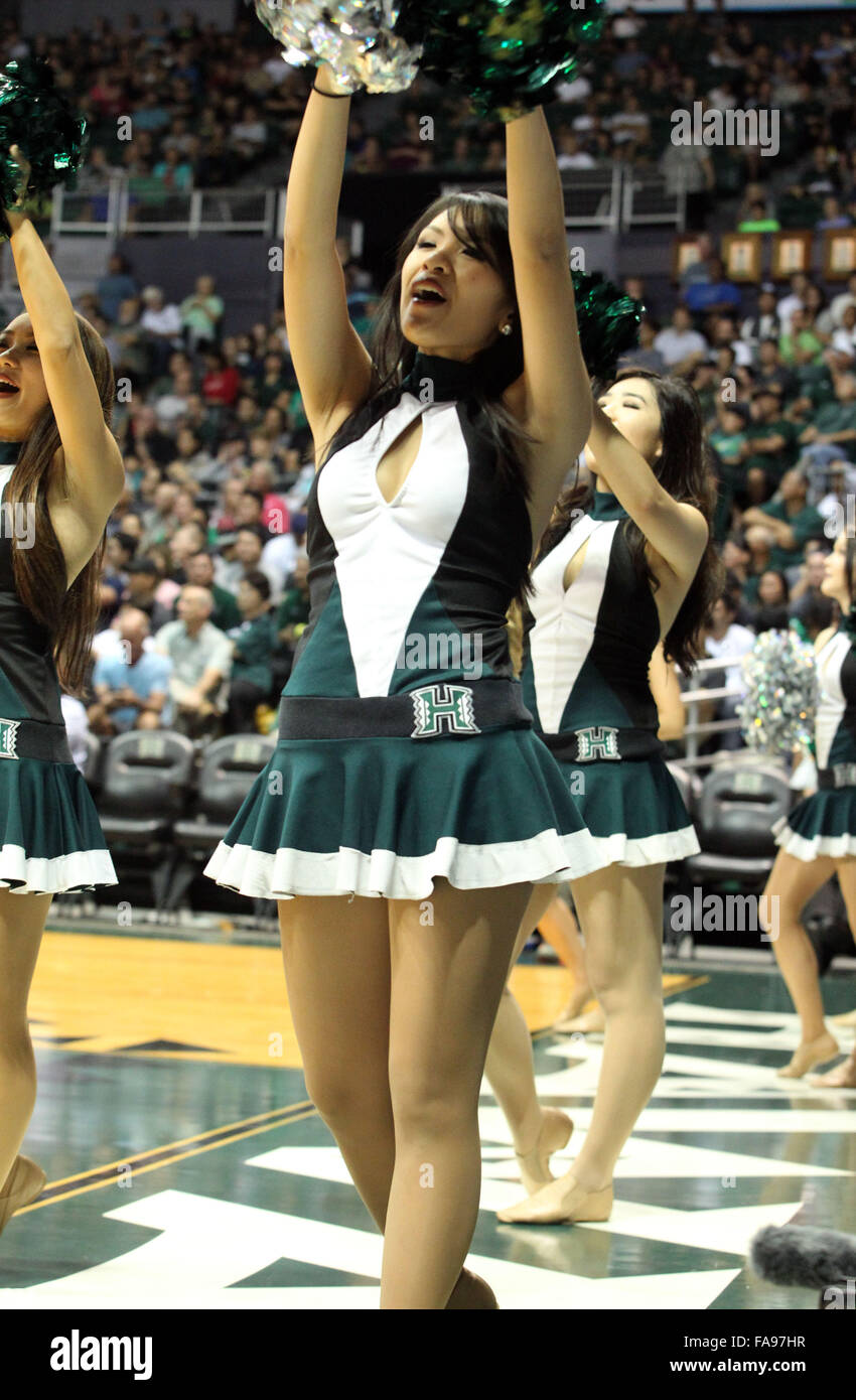 Honolulu, HI, USA. 23rd Dec, 2015. Hawaii Rainbow Cheerleaders during ...