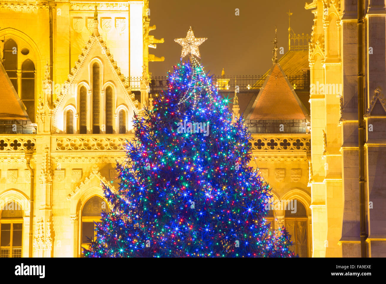 Budapest christmas tree hi-res stock photography and images - Alamy