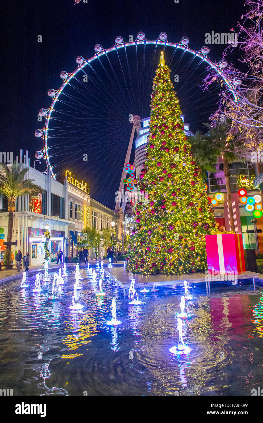 Las vegas linq christmas hi-res stock photography and images - Alamy