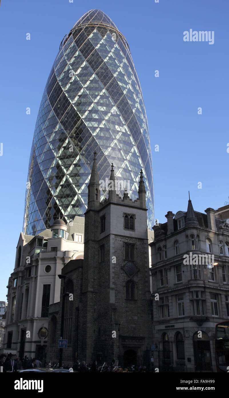 the gherkin in the city of london Stock Photo - Alamy