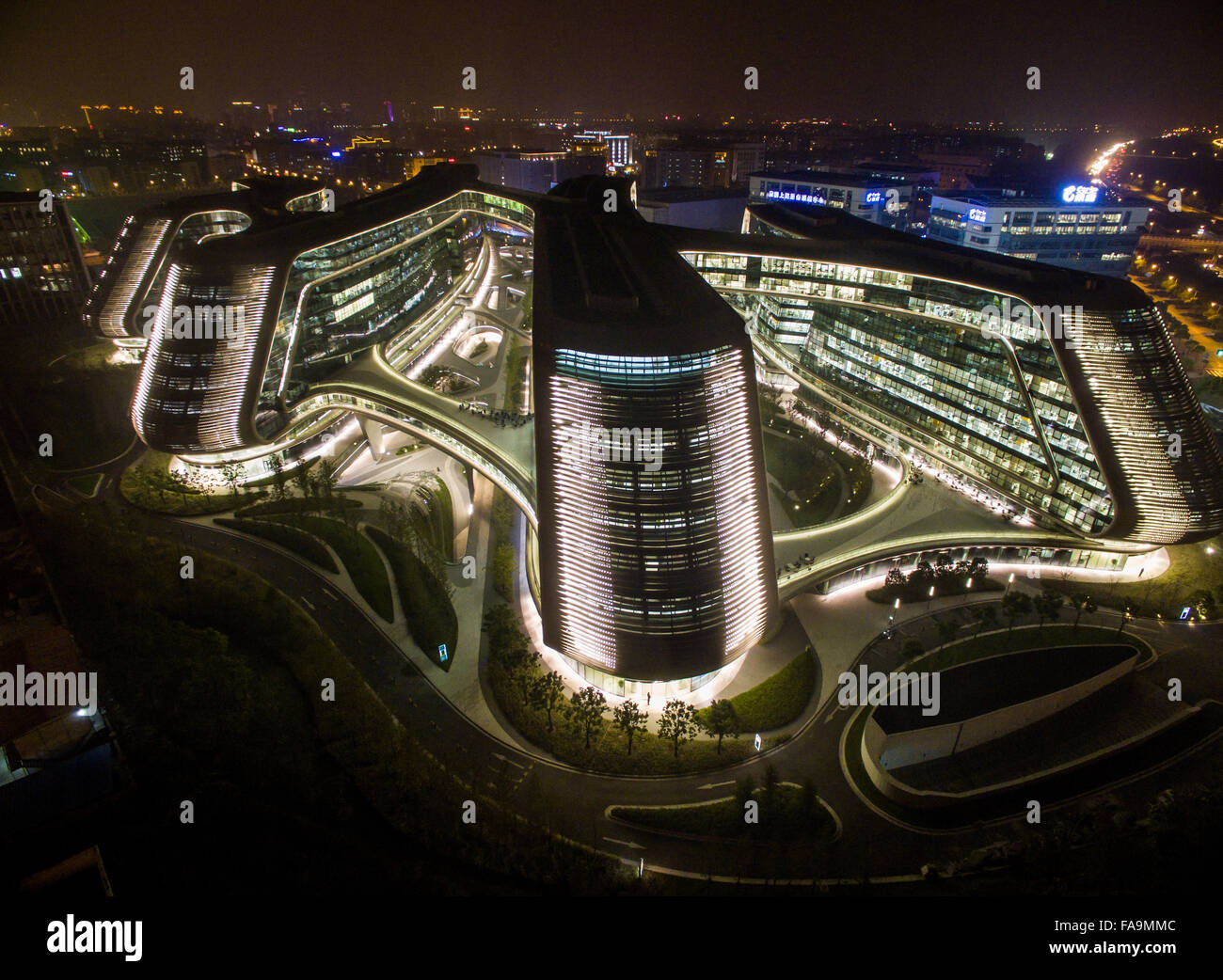 Lingkong soho hi-res stock photography and images - Alamy