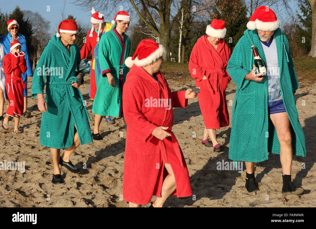 Senftenberg, Germany. 24th Dec, 2015. The traditional Christmas bathers ...
