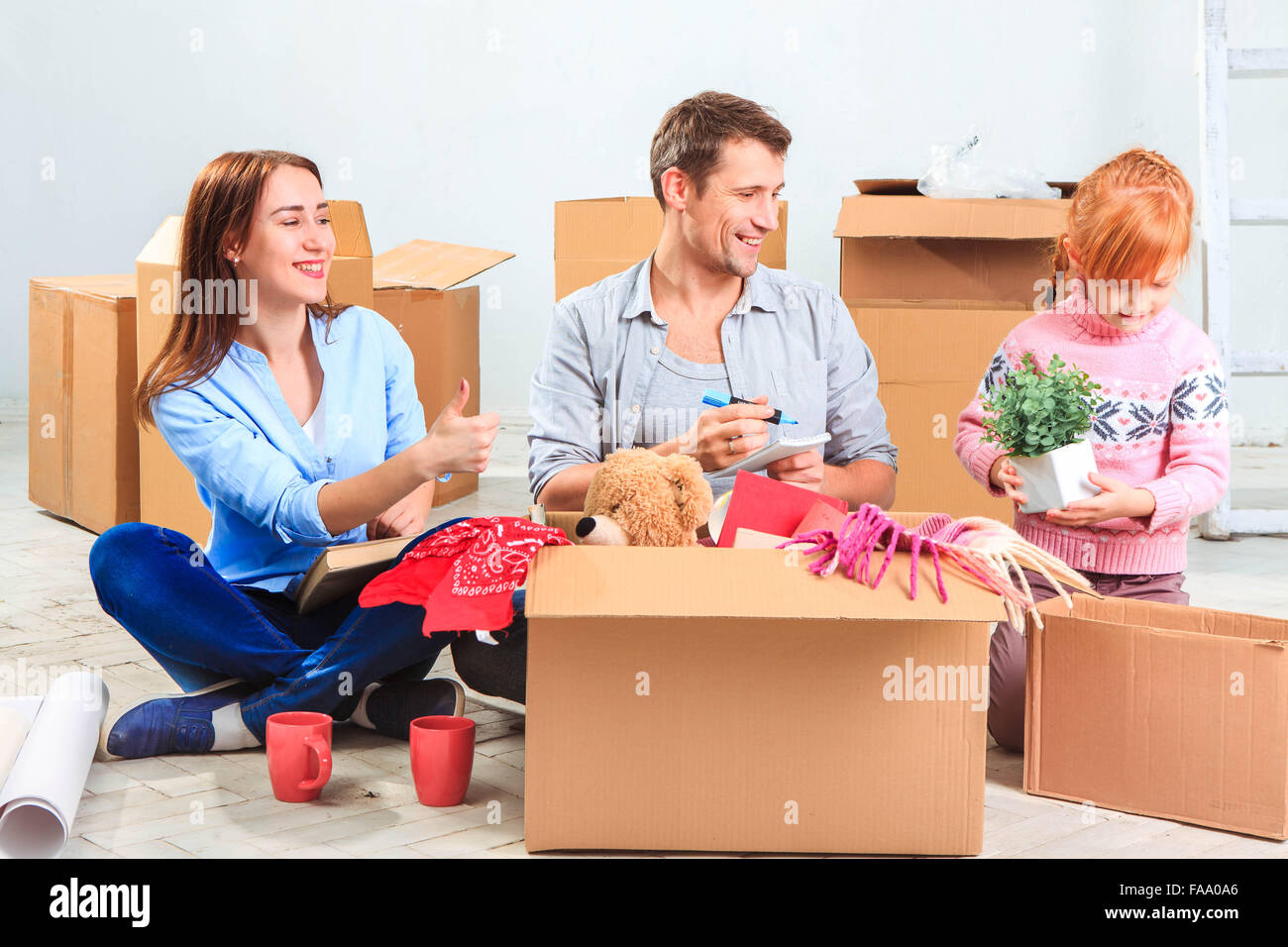 Repair family happy couple hi-res stock photography and images - Alamy