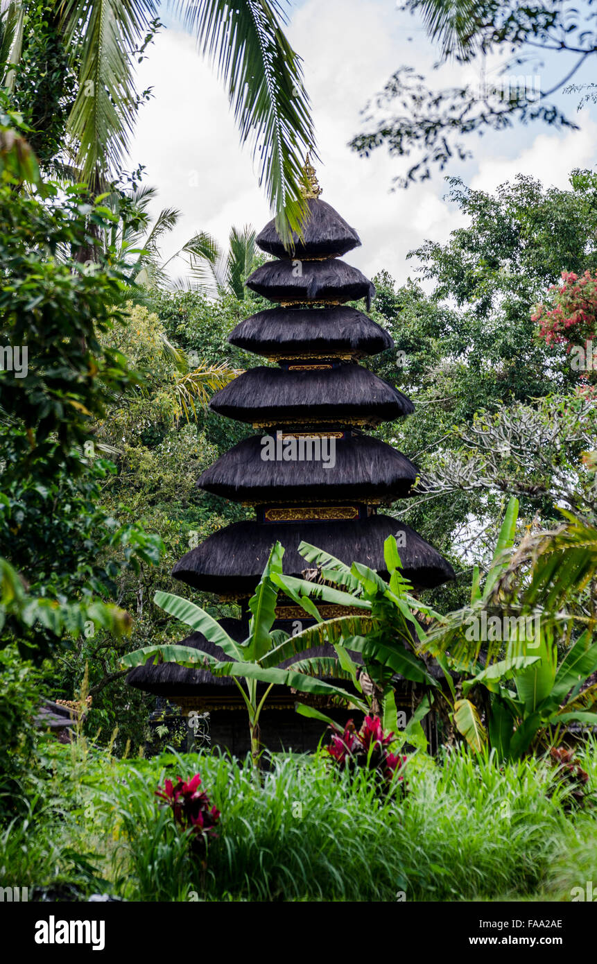 traditional temple in Bali Stock Photo - Alamy