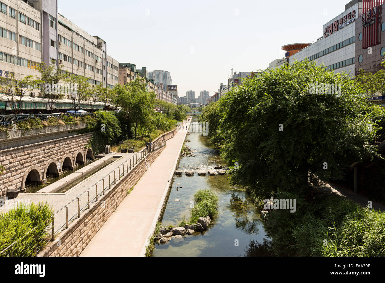 Cheonggyecheon, Seoul, South Korea Stock Photo - Alamy