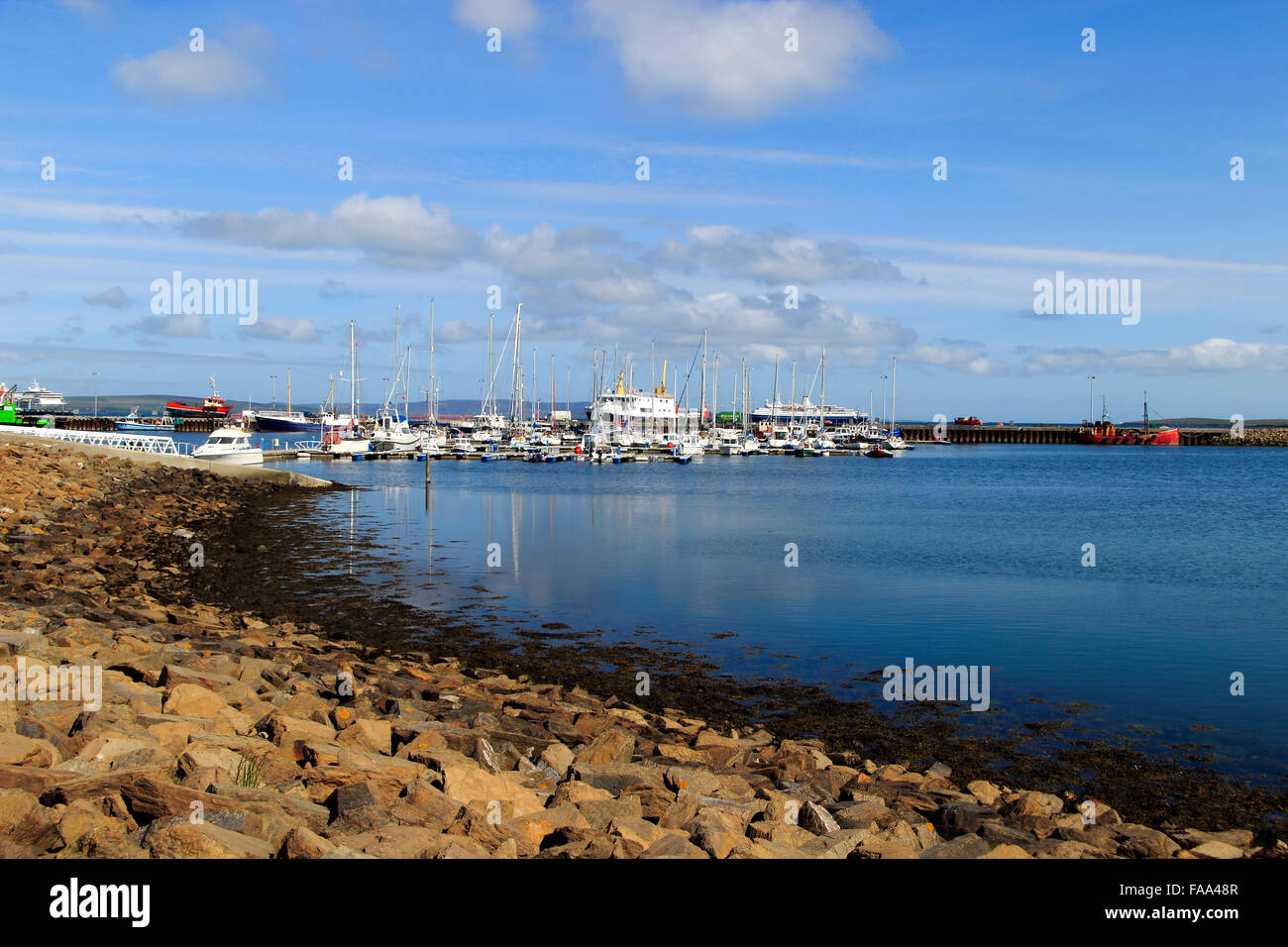 Yacht pier kirkwall harbour orkney hi-res stock photography and images ...