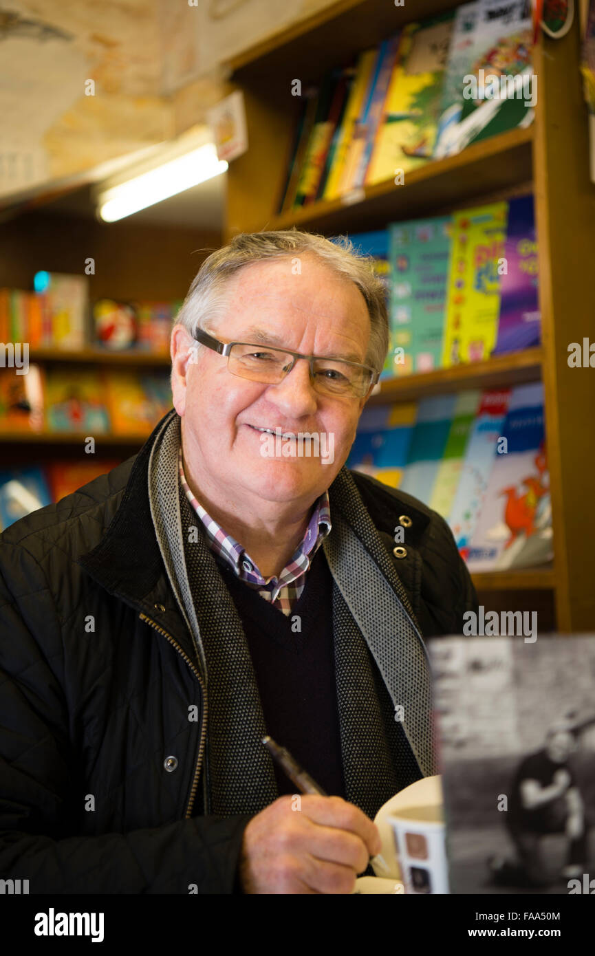 Dafydd iwan hi-res stock photography and images - Alamy