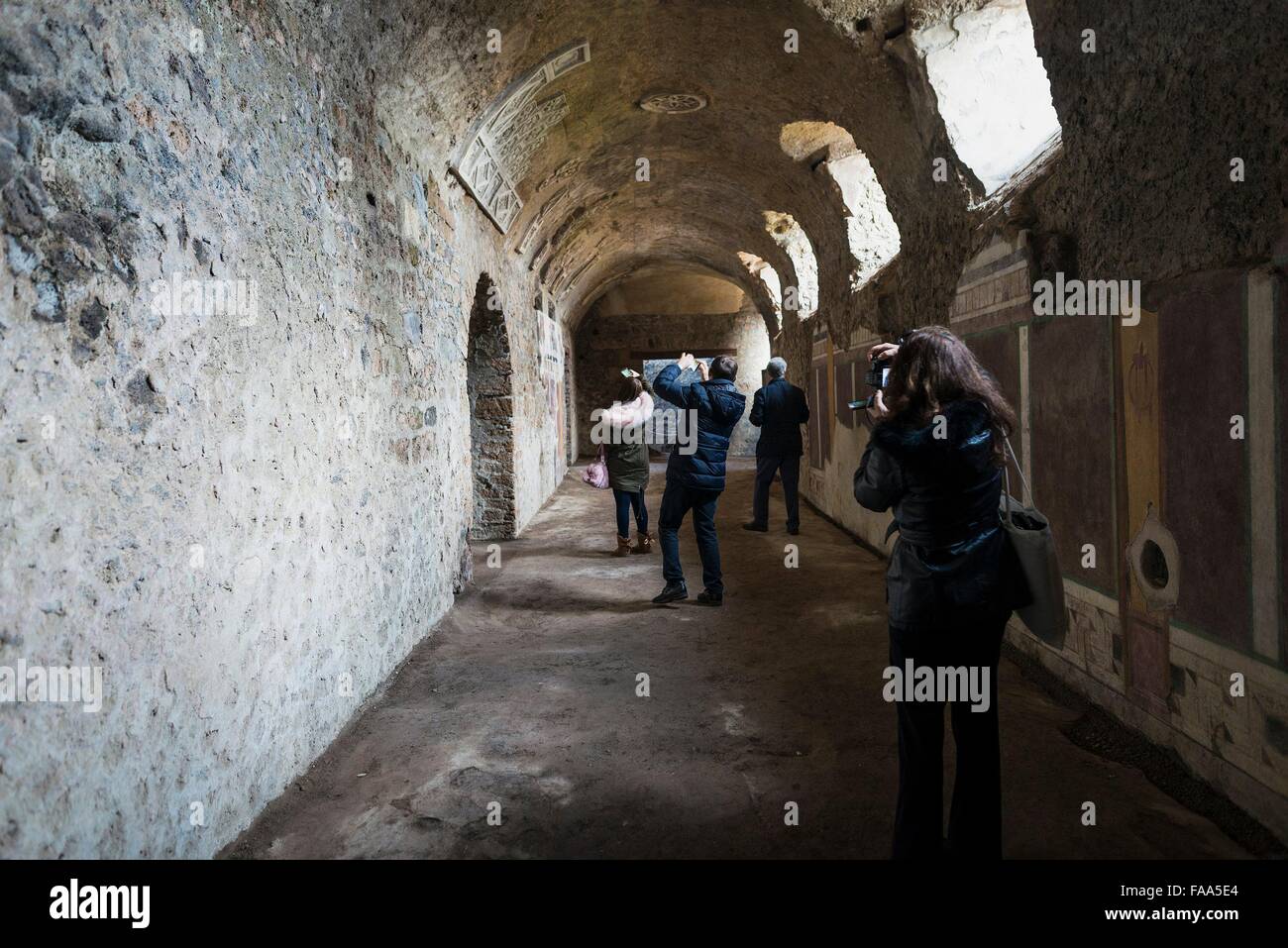 Fullonica di stephanus pompeii hi-res stock photography and images - Alamy