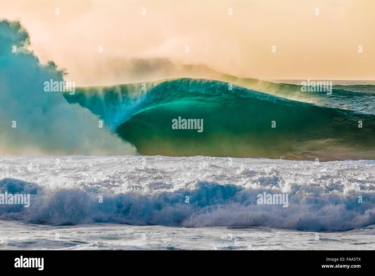 Hawaiian Surf at Pipeline Stock Photo - Alamy