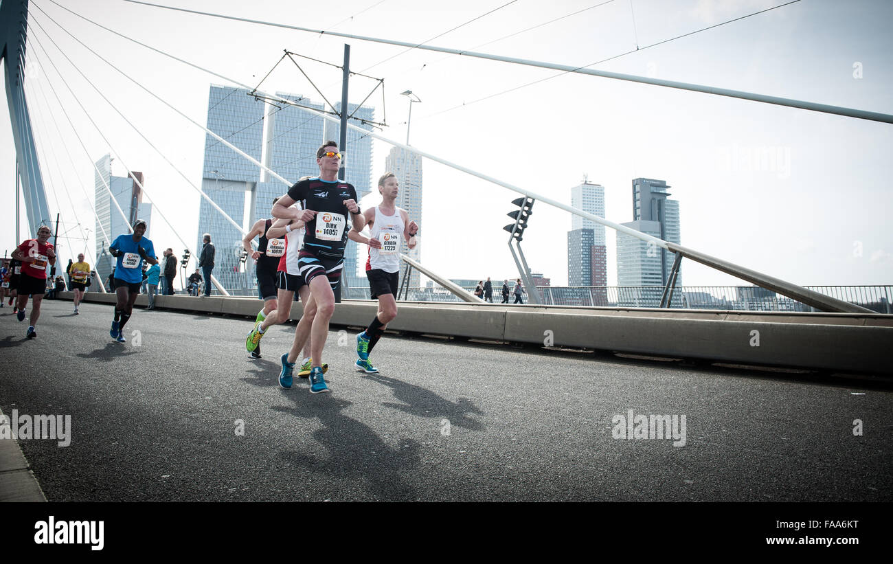 Rotterdam, The Netherlands. 04th Apr, 2015. Participants run on the ...