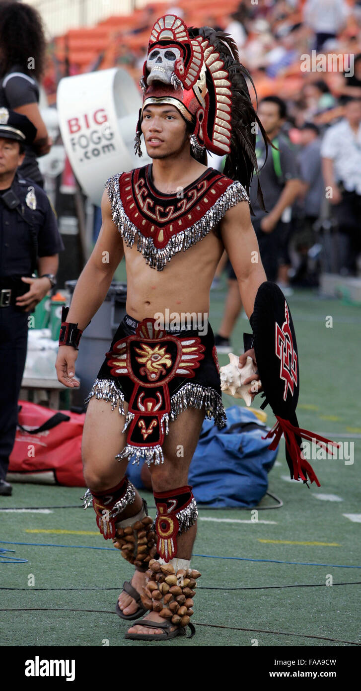 Honolulu, HI, USA. 24th Dec, 2015. The Aztec mascot during action ...